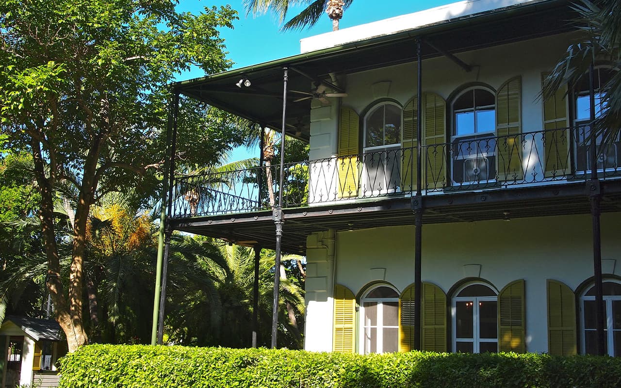 Ernest Hemingway House Museum - Home-InHard